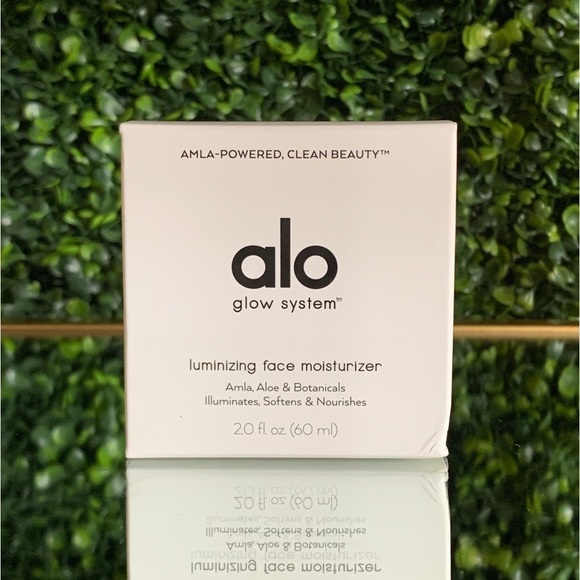 ALO Yoga | Skincare | Alo Glow System Luminizing Face Moistrurizer New ...